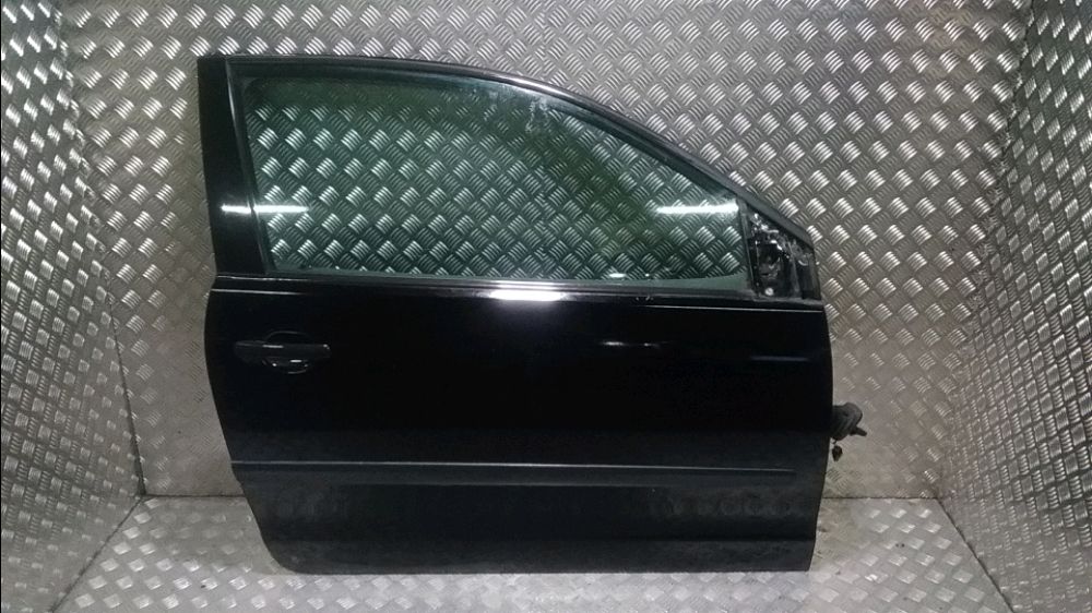 Porta AVD Volkswagen Polo 4 6Q3831056K R:131803