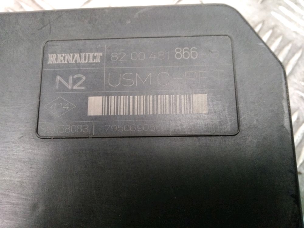 PLATINE FUSIBLE AV Renault Grand Scenic 2 8200455424 R:132867 EUR 85,00 ...