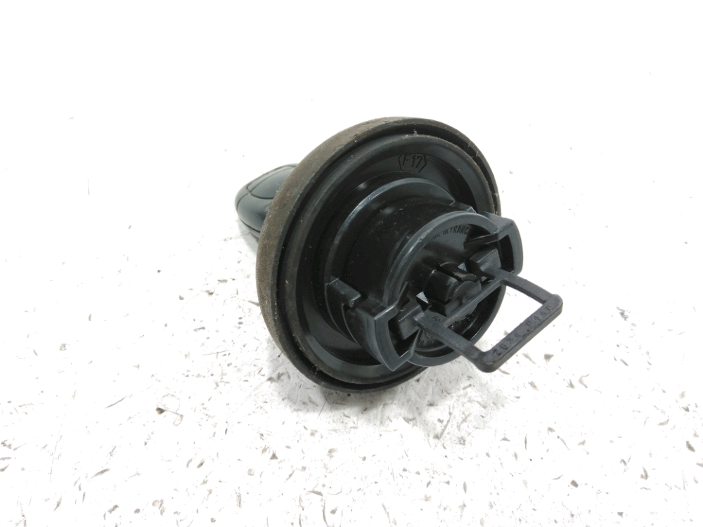 Surplus Autos Bouchon de reservoir a carburant occasion RENAULT TWINGO ...
